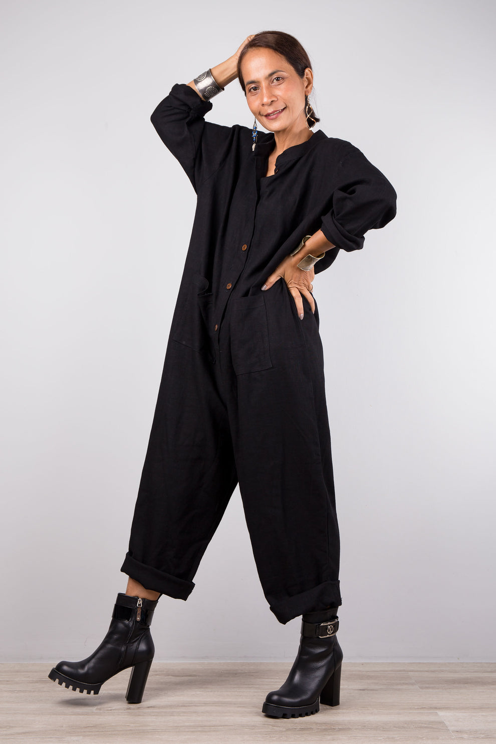 Black linen jumpsuit | Linen overalls by Nuichan
