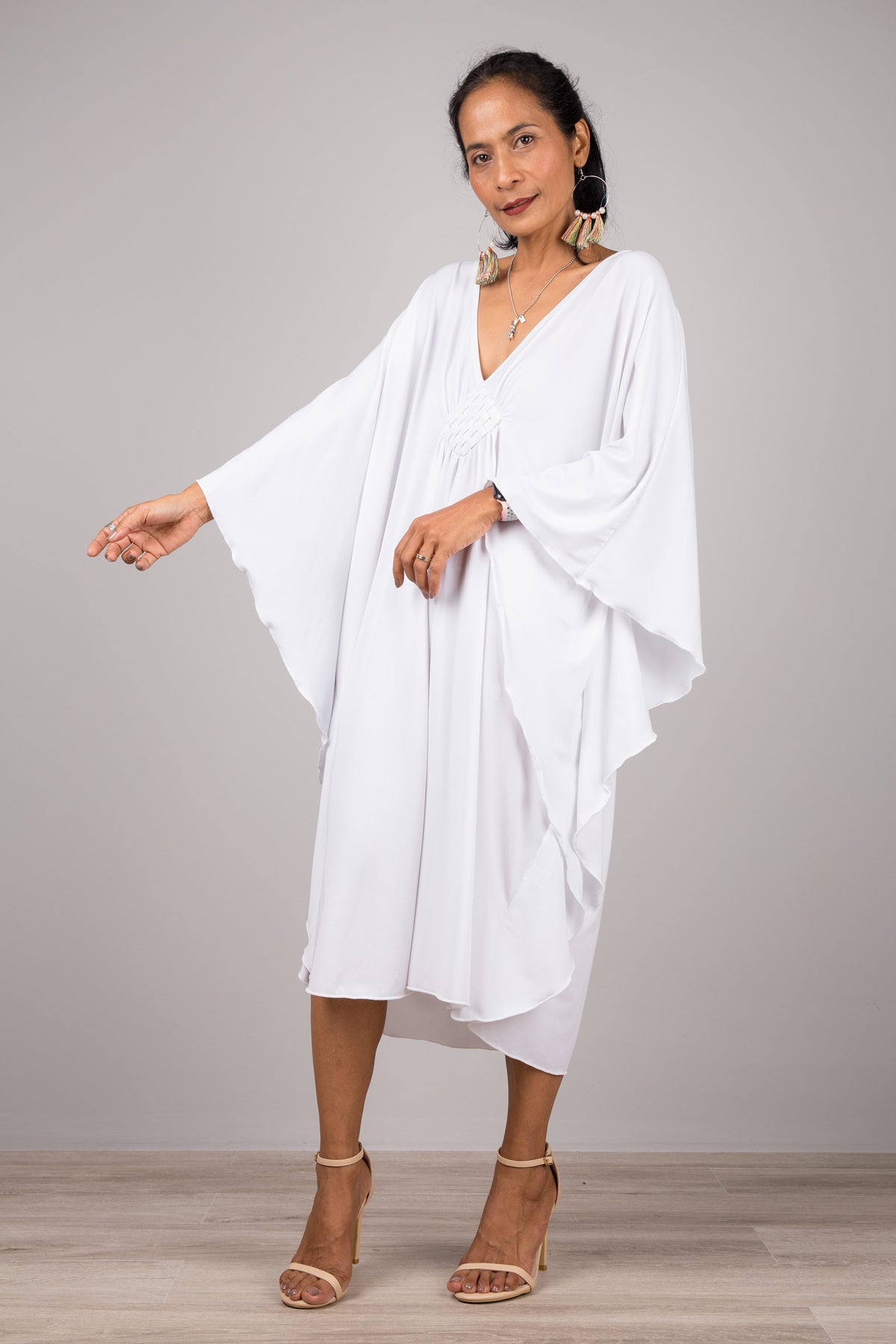 Short white kaftan dress. Buy midi kaftan dresses online | Nuichan